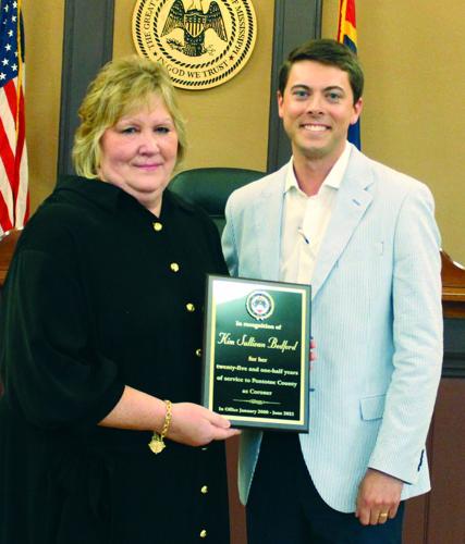 Bedford honored at retirement reception | News | djournal.com