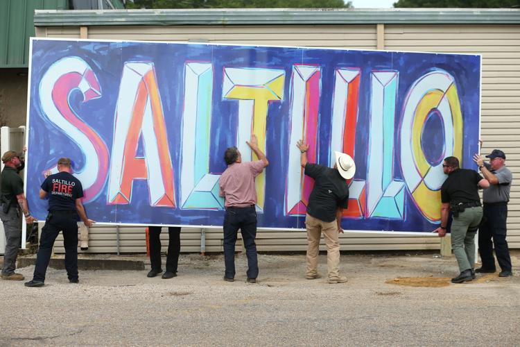 Third graders spell out art in downtown Saltillo | Local News ...