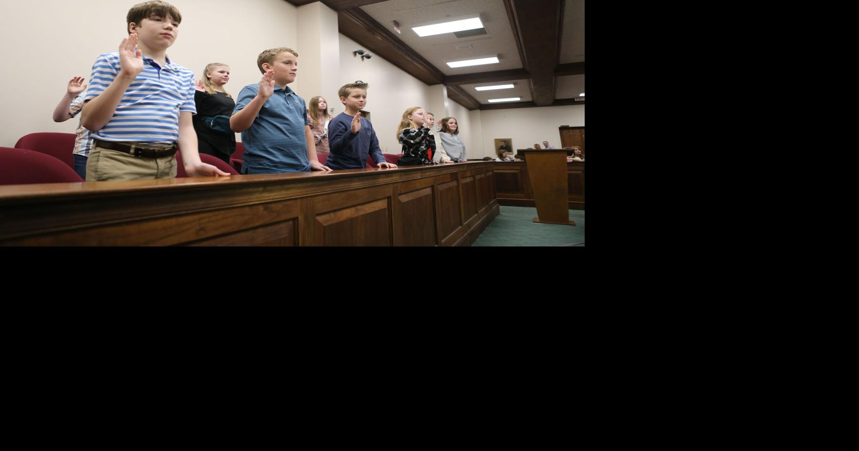 Lee County judge holds mock trial for Saltillo 4th graders | Education ...