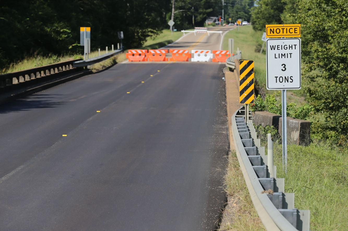 Tupelo officials declare emergency for closed West Main Street bridge ...