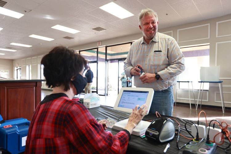 Tupelo investigating if Wesley Webb can legally serve on Thoroughfare ...