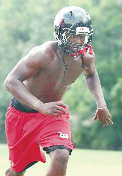 SHAQUILLE PERRY: Small-town back catching attention of Division I ...