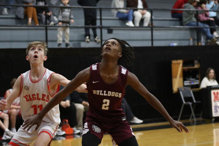 Eagles back atop county junior high hoops | New Albany Sports ...