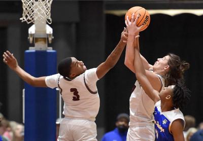 Reigning 1A champs finally get season going | High school Sports ...