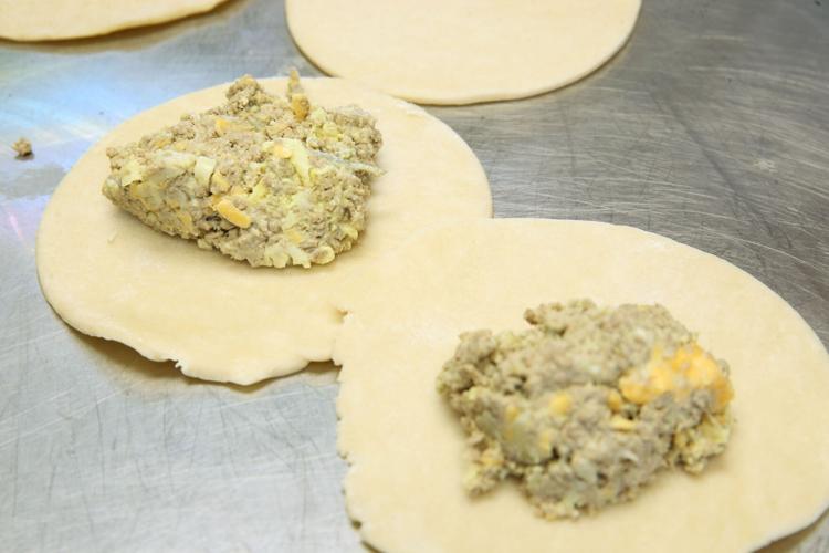 Veteran-turned-pastry-chef brings Cali cool and Southern soul to Tupelo ...