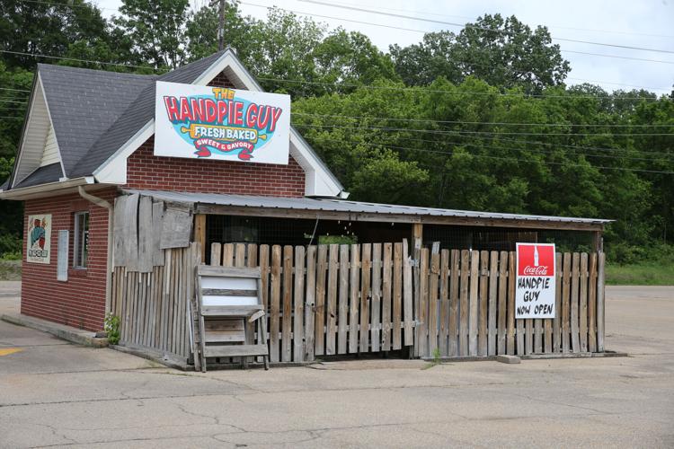 Veteran-turned-pastry-chef brings Cali cool and Southern soul to Tupelo ...