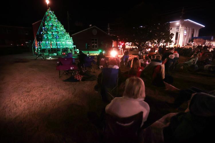Singing Christmas tree returns | Local News | djournal.com