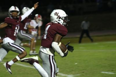 Simpson leads Bulldogs to 2-4A win over Cougars | | djournal.com