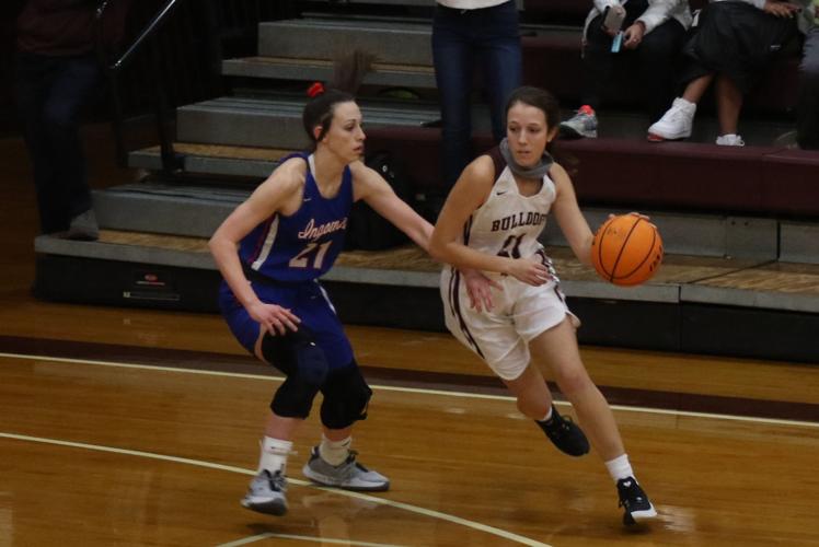 Bulldogs turn up defense, defeat Falcons | New Albany Gazette ...