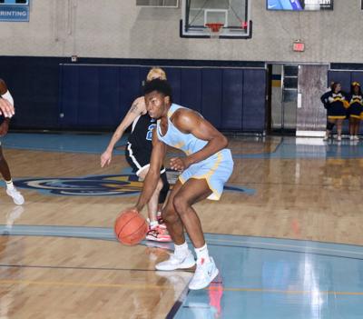 Donzo and company drown Mustangs at Chick-fil-A Classic | Sports ...