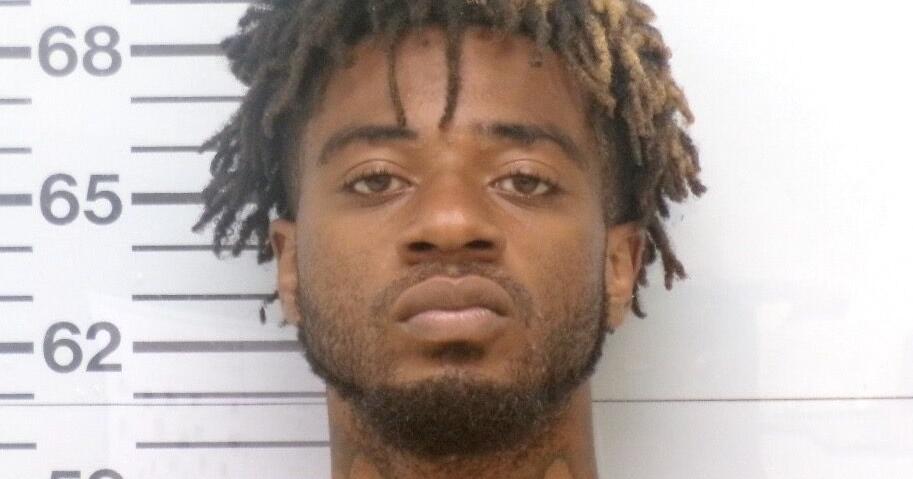 Burglary suspect held without bond | Crime & Law Enforcement | djournal.com