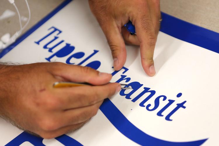 Tupelo unveils buses for transit system | Local News | djournal.com