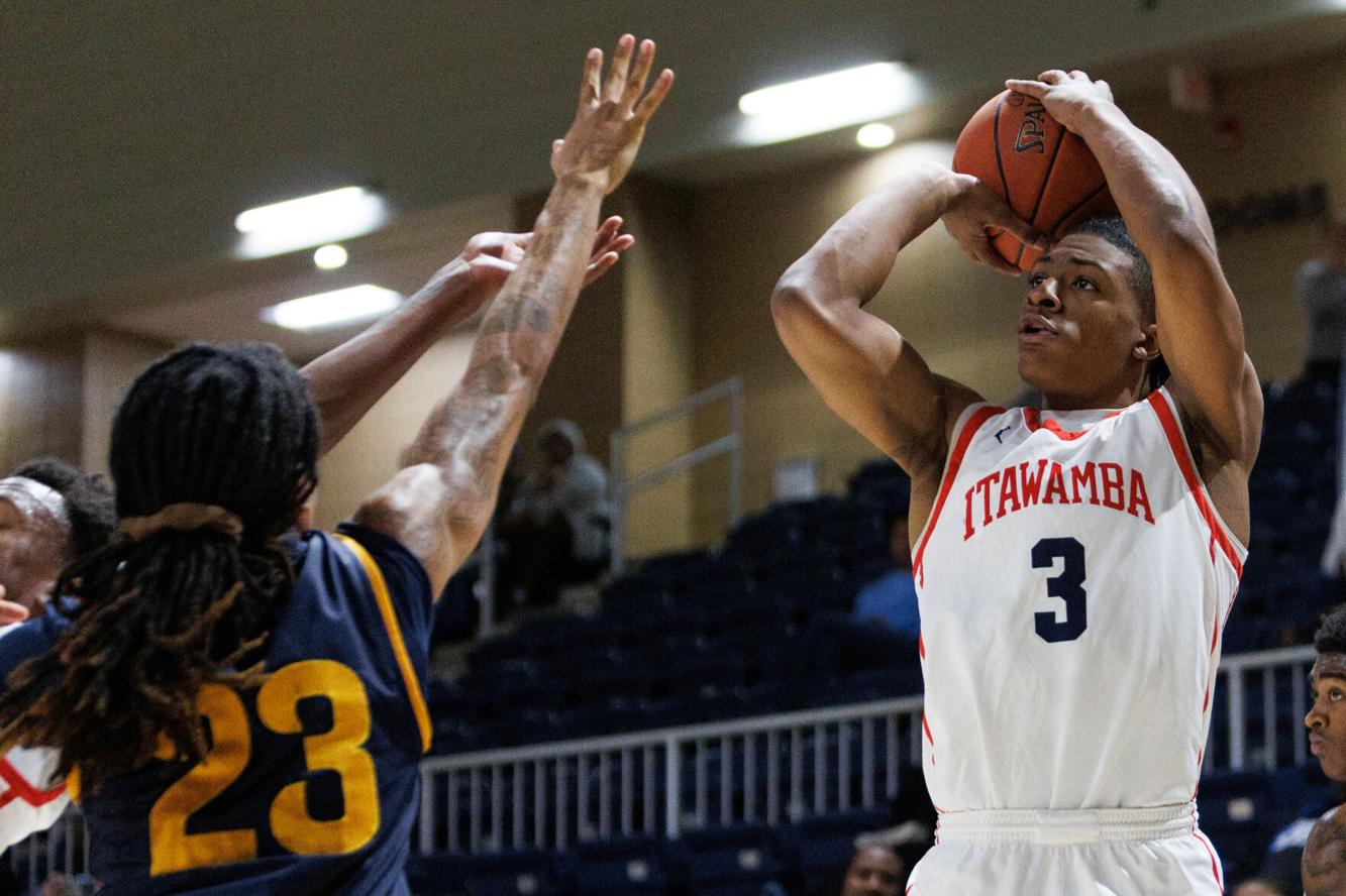 ICC's Holliday turns in record-setting performance | Community College ...