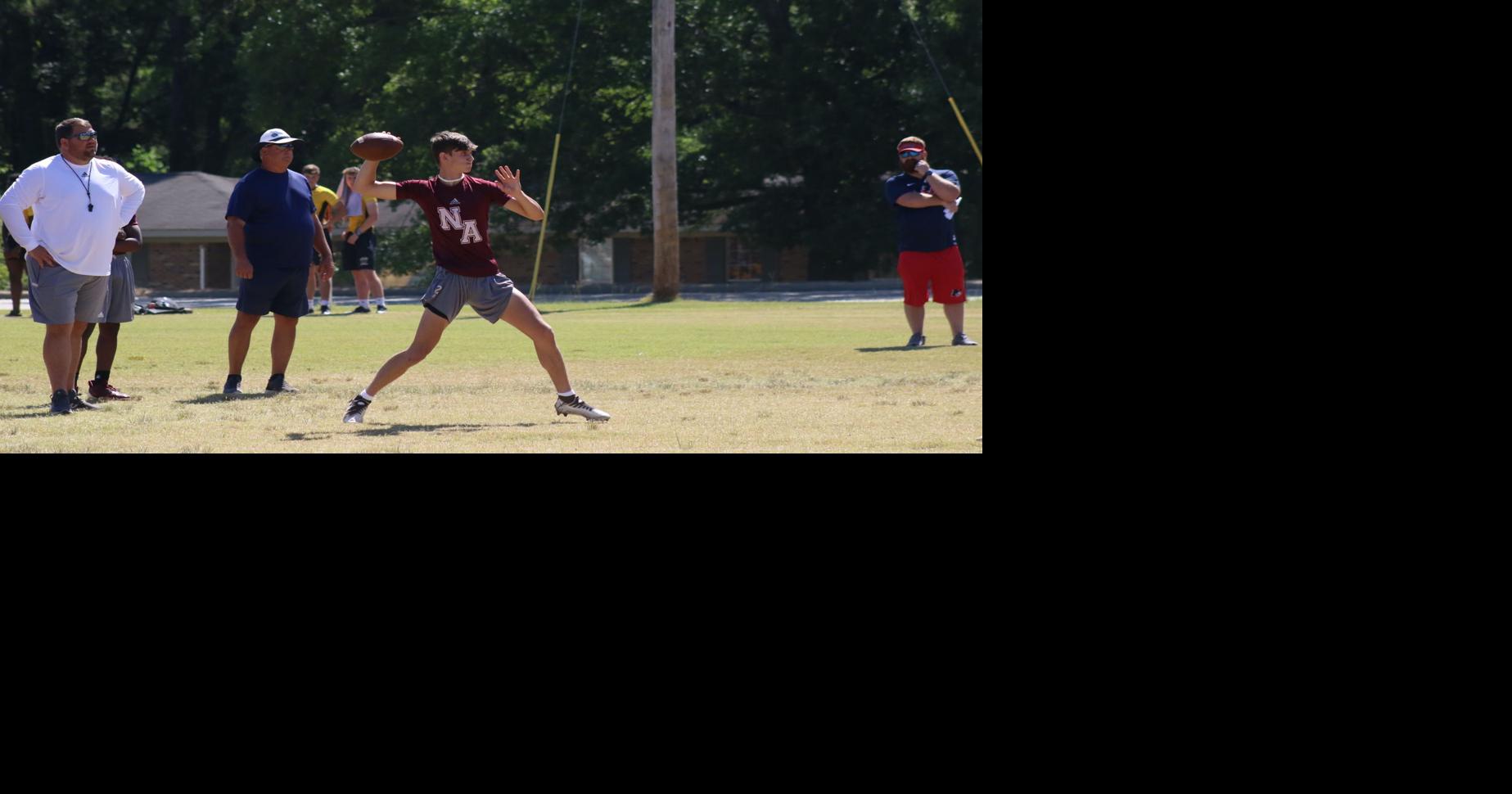 Shettles settles into quarterback position with Bulldogs | New Albany ...