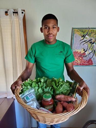 Delta Fresh Foods initiative aims to develop local food system by ...