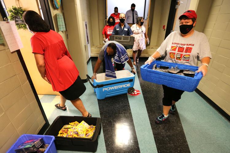 PHOTOS: Corinth students return to school | News | djournal.com