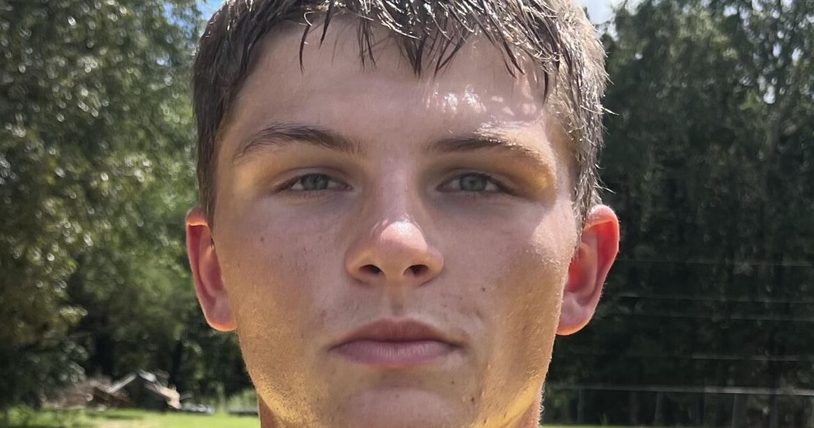 Troopers keep focus forward after winless season | High school Sports ...
