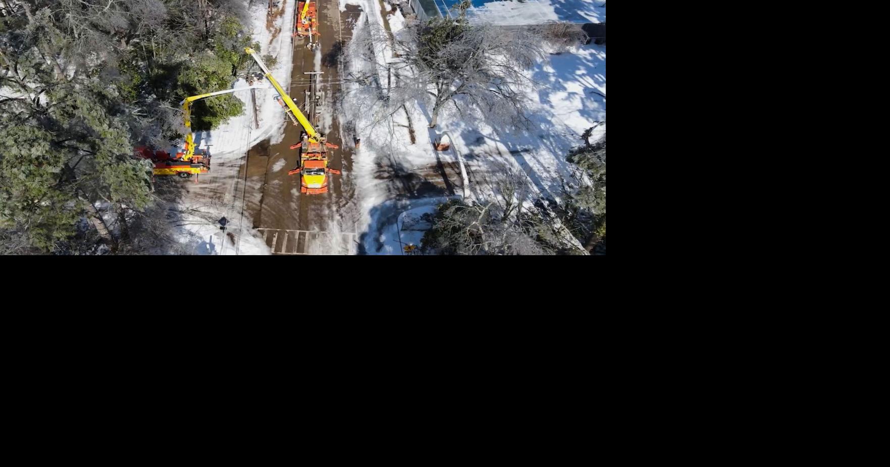 Crews race to restore power, open roads as the US South braces for ...