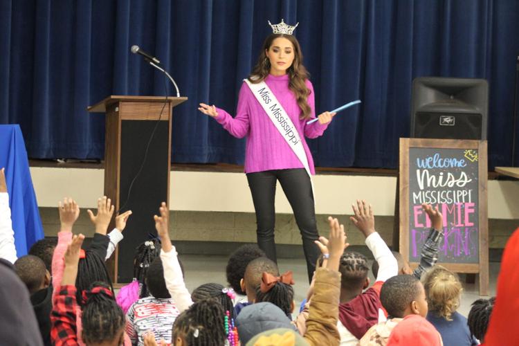 Miss Mississippi brings power of music to elementary students | Living ...