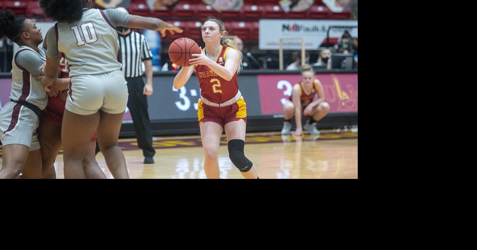Self returning to 'attack mode' for Lady Warhawks | College Sports ...