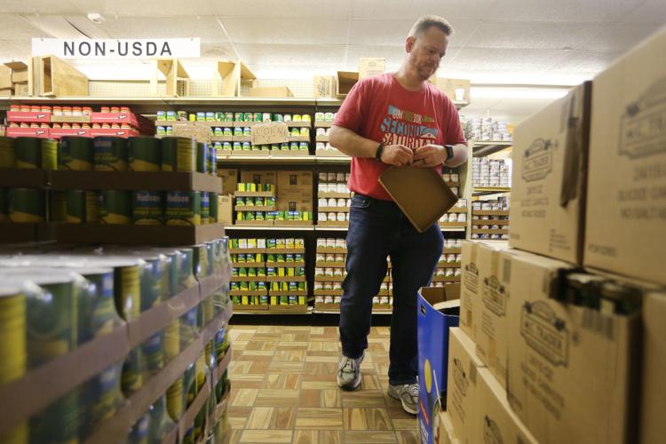 A growing hunger: Food pantries work to fill needs of food-insecure ...