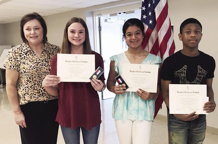 DAR awards good citizenship and essay winners | Community News | djournal.com