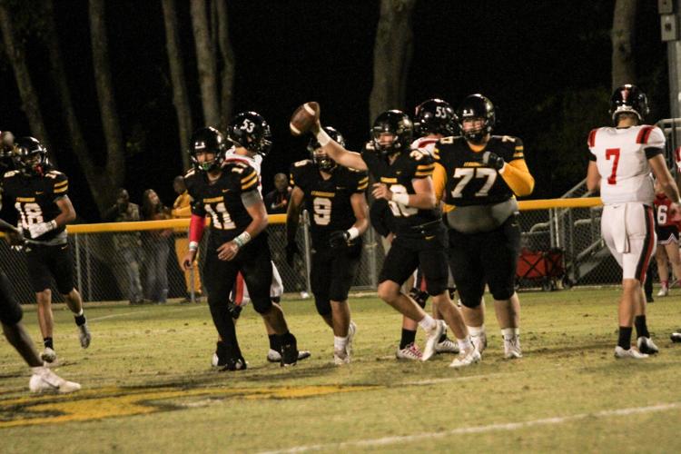 IAHS takes sole possession of first in division with 28-6 victory over ...