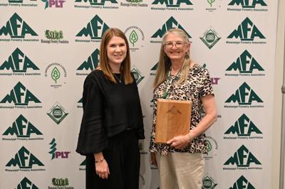 Fortner receives Outstanding Service to CFAs Award | News | djournal.com