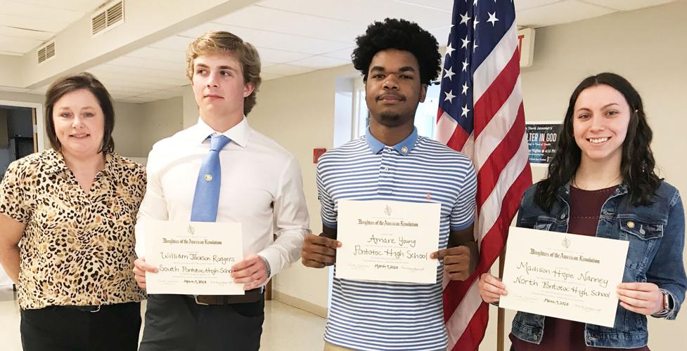 DAR awards good citizenship and essay winners | Community News ...