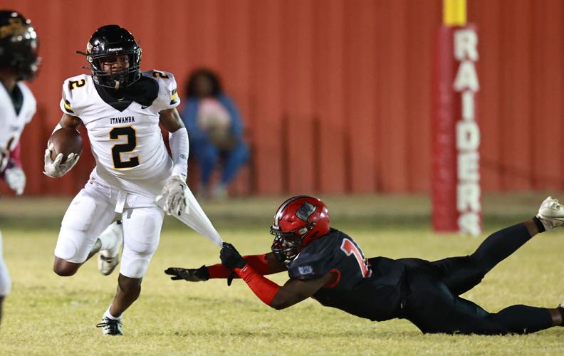 Isaac Smith continues to turn heads a week before opening game ...