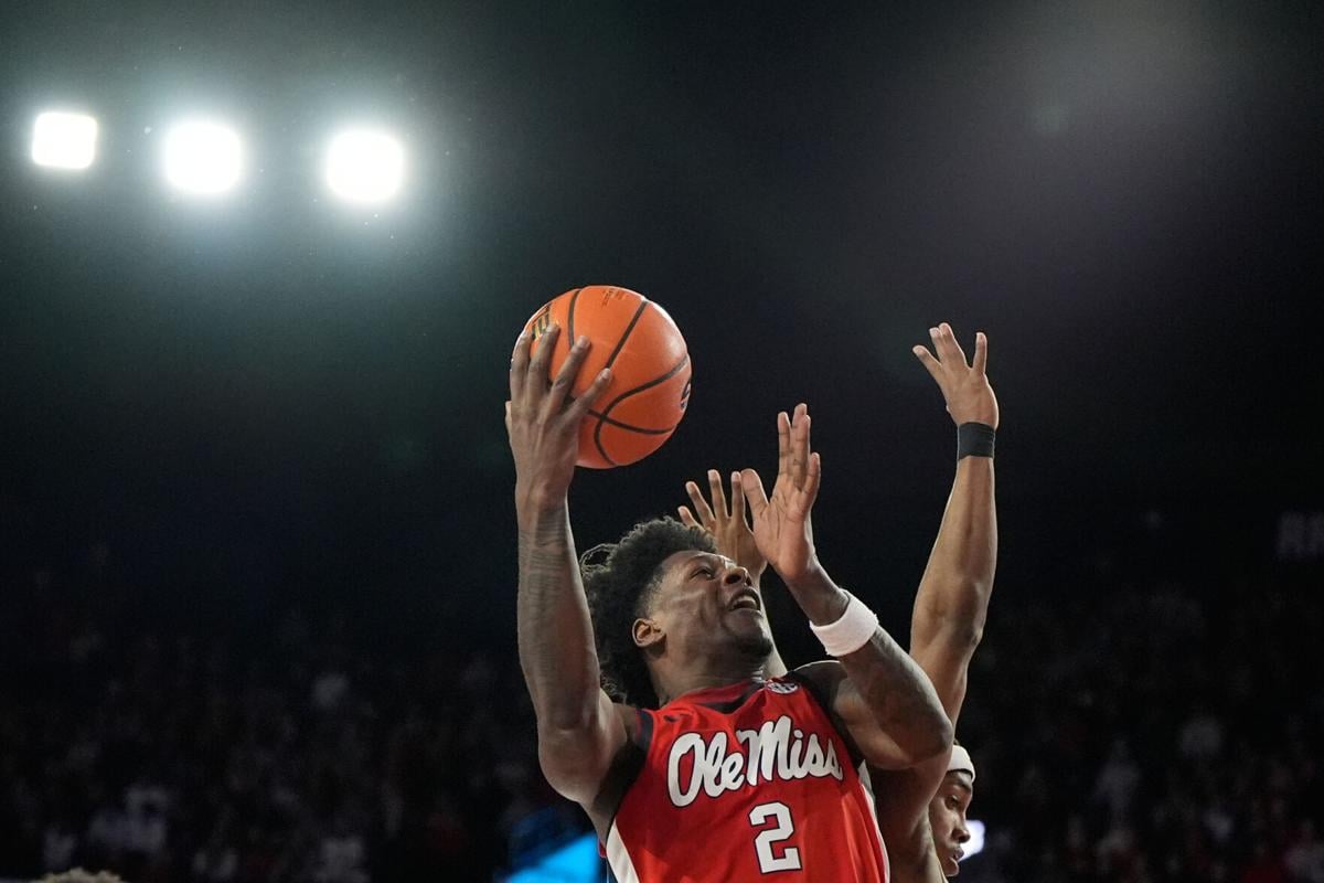 Ole Miss drops game at Kentucky, loses second in a row overall | Ole ...