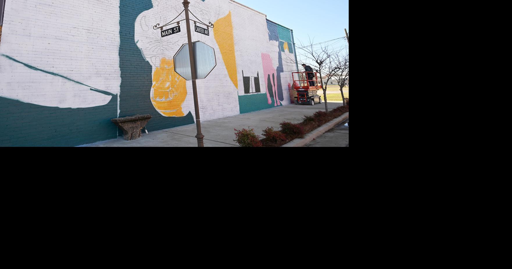 Work under way on more downtown murals | New Albany Gazette | djournal.com