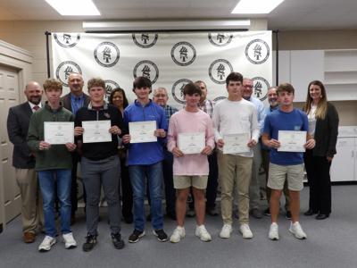 ST School Board hears reports on accountability grades, school goals ...