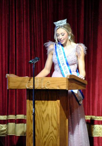Lexie Kent selected as Miss New Albany; Allyson Beard wins Teen New ...