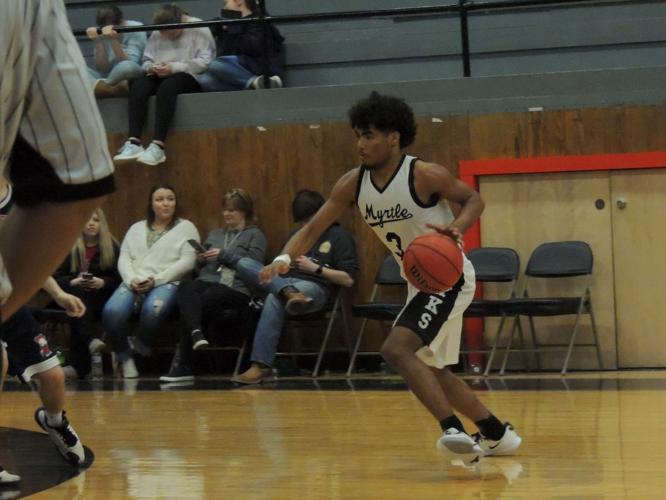 Baggett keeps Myrtle motivated in win | New Albany Gazette | djournal.com