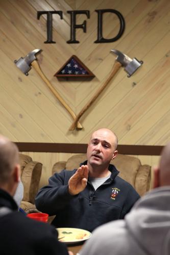 Tupelo firemen celebrate Christmas together with breakfast | News ...