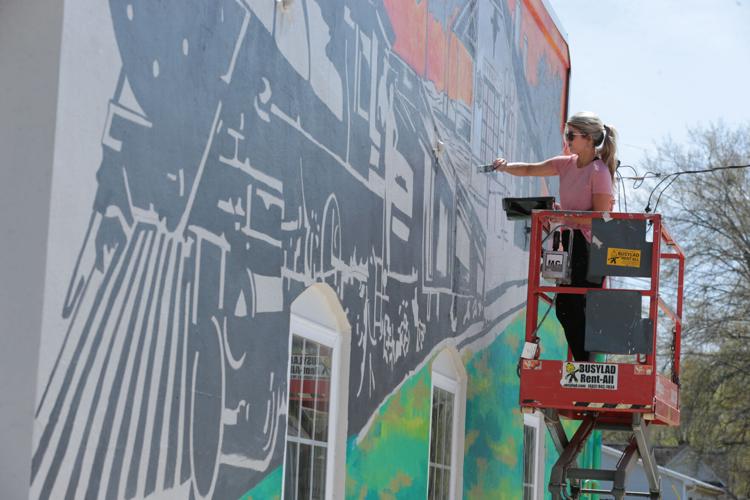Murals bringing artwork, history to downtown Saltillo | News | djournal.com