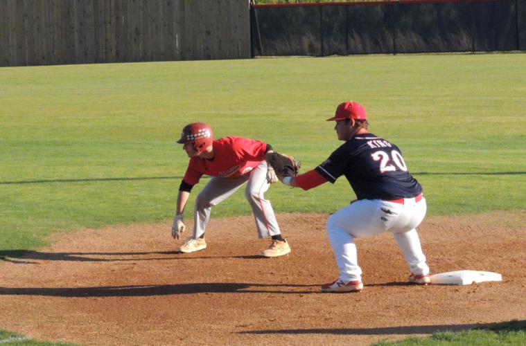 Eagles grab opening game in 1A baseball series | West Union | djournal.com