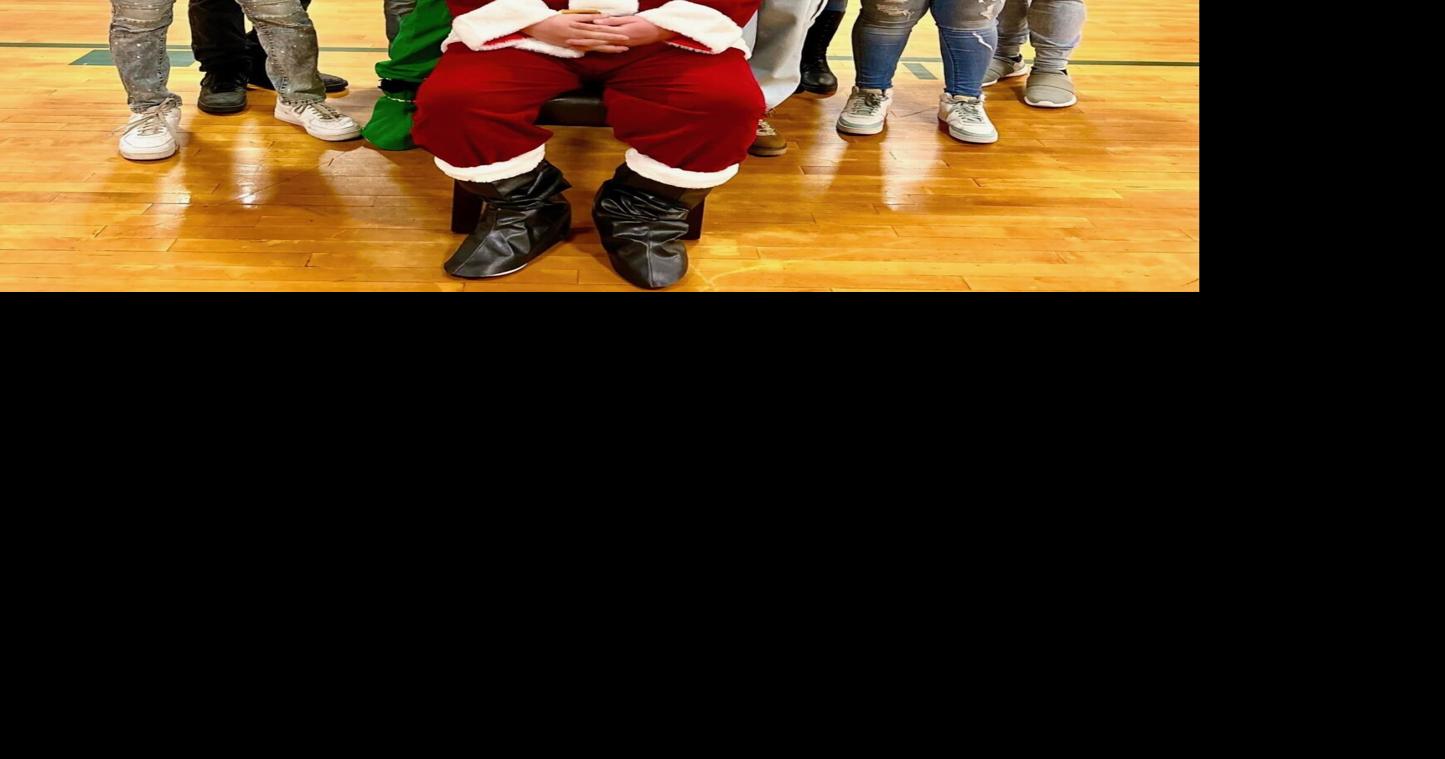 Santa Claus, AHS’s CCR class gives AES students a helping of Christmas ...