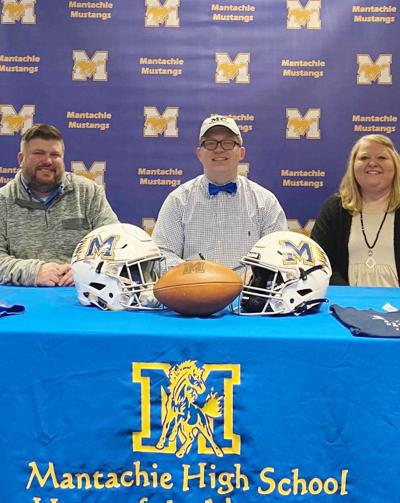 Hester signs with Mississippi College | Itawamba Times | djournal.com