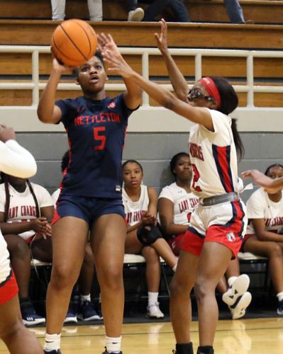 Tigers go down to the wire against Chargers and Troopers | Sports | djournal.com