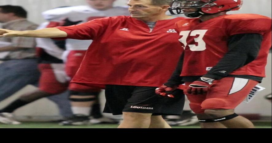 Court reversal gives new life to former Ole Miss staffer David Saunders' lawsuit against NCAA ...