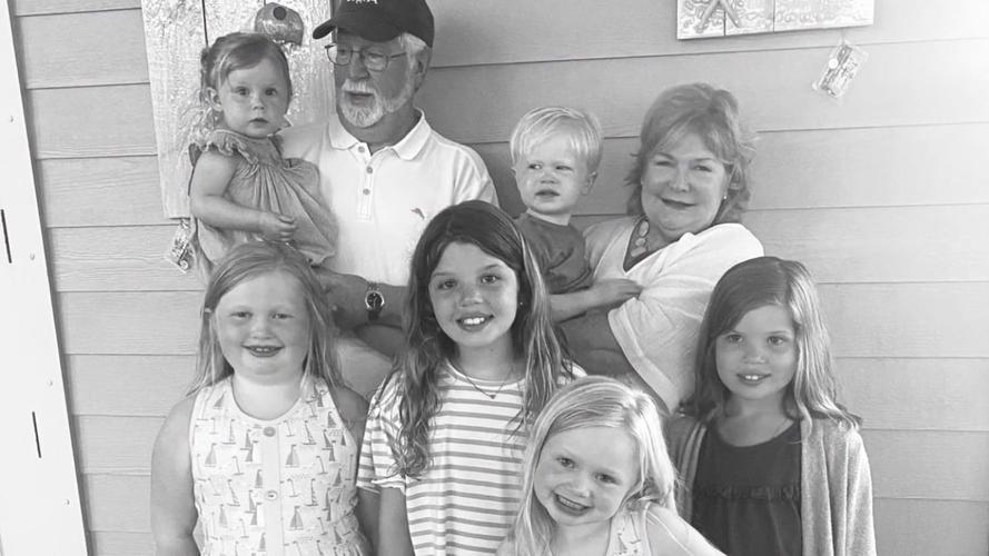 Tupelo family honors late Mike Thomas with memories on Father's Day ...