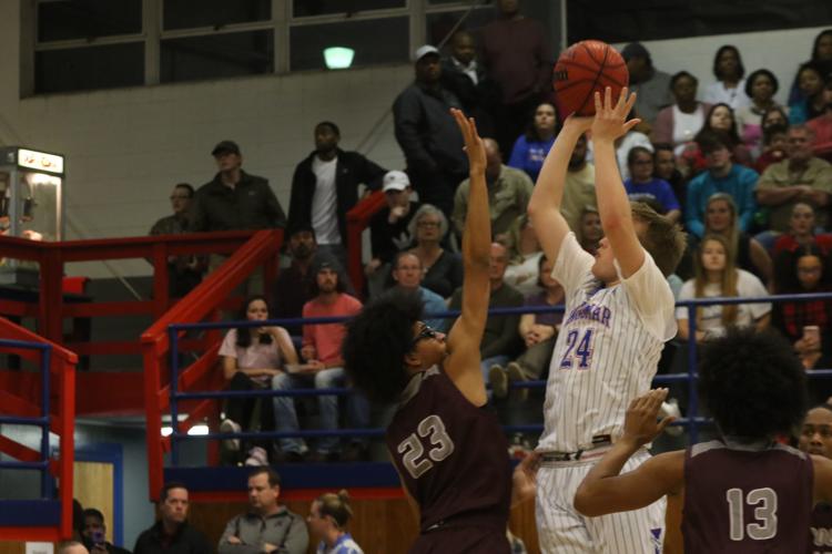 Falcons fight off Bulldog fourth quarter rally | New Albany Gazette ...