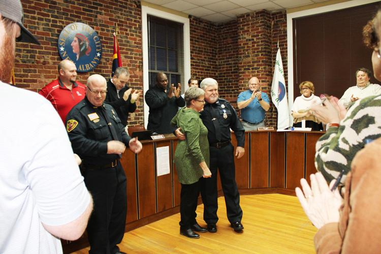 Jimmy Dean Whitten awarded medal of valor | New Albany Gazette ...