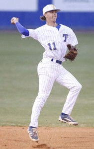One-two punch: Seniors Clayton, Roy solid on mound for Wave | High ...