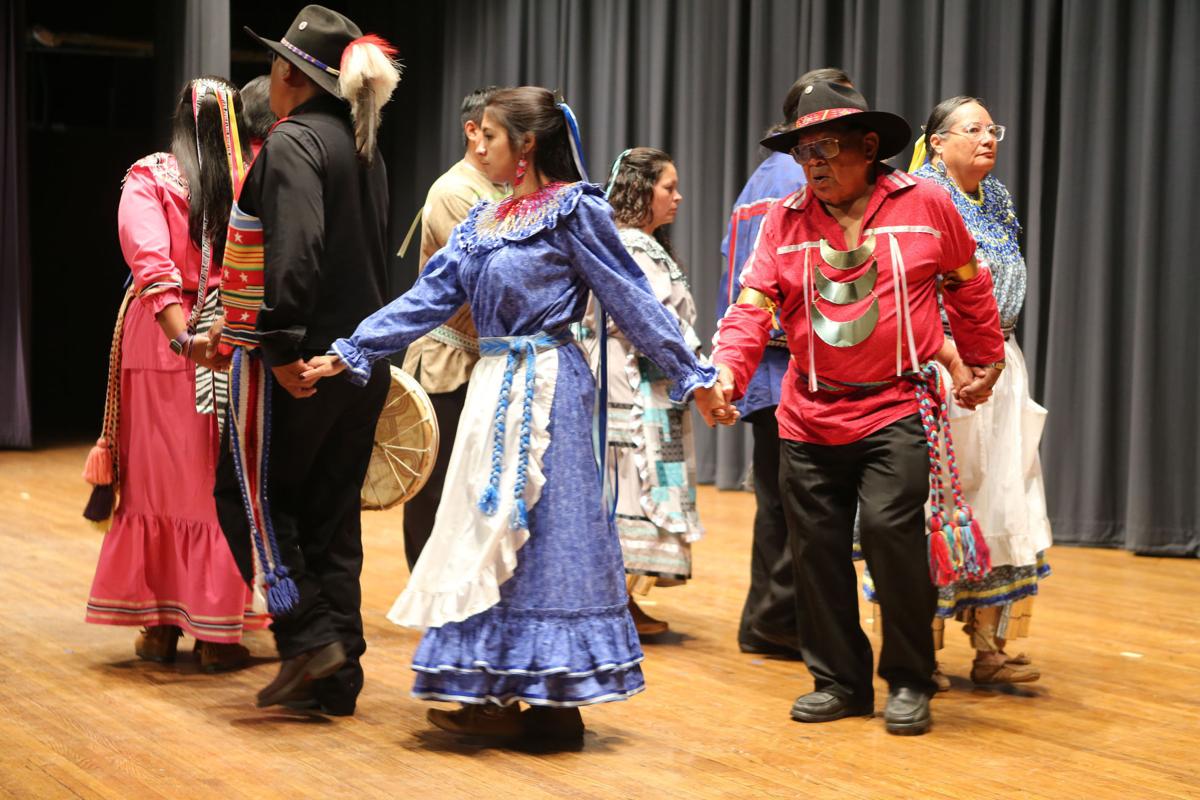 Preserving culture: Chickasaw Dance Troupe performs for students ...
