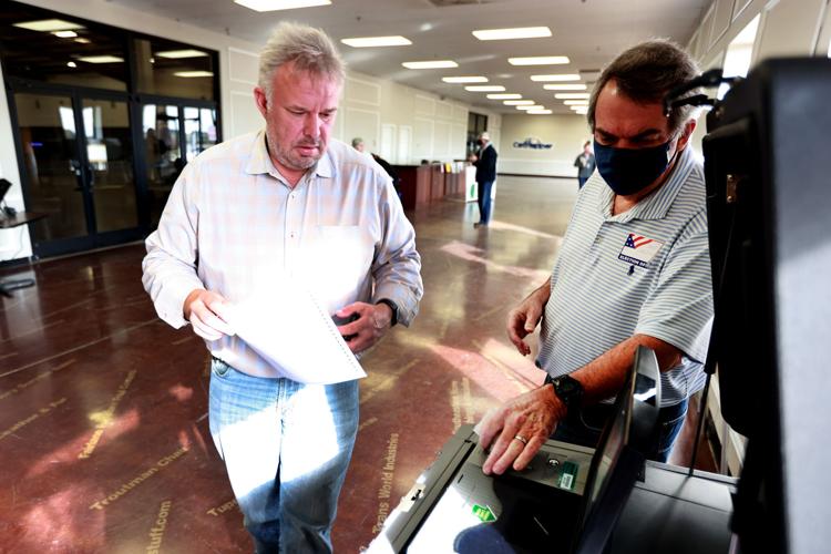 Wesley Webb, Buddy Dickerson heading to runoff for District 3 ...