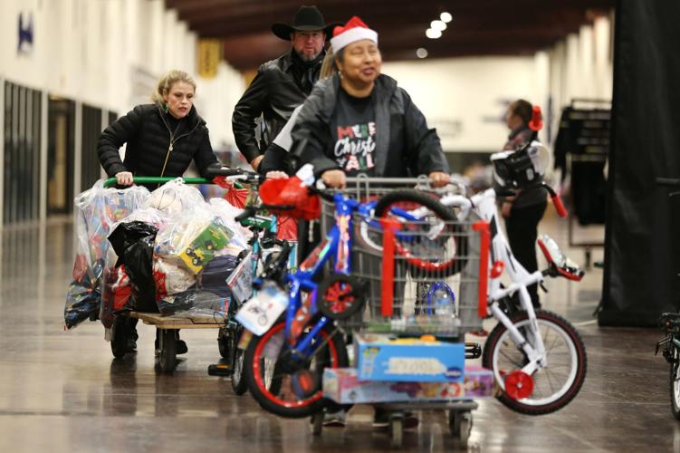 Salvation Army Angel Tree fulfills Christmas wishes for more than 1,000 ...