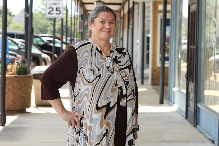 Hamilton educator lauded for teaching braille and its importance | News ...